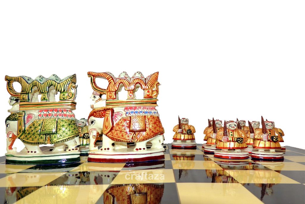 Handcrafted Royal Maharajah Chess Pieces Vintage Design